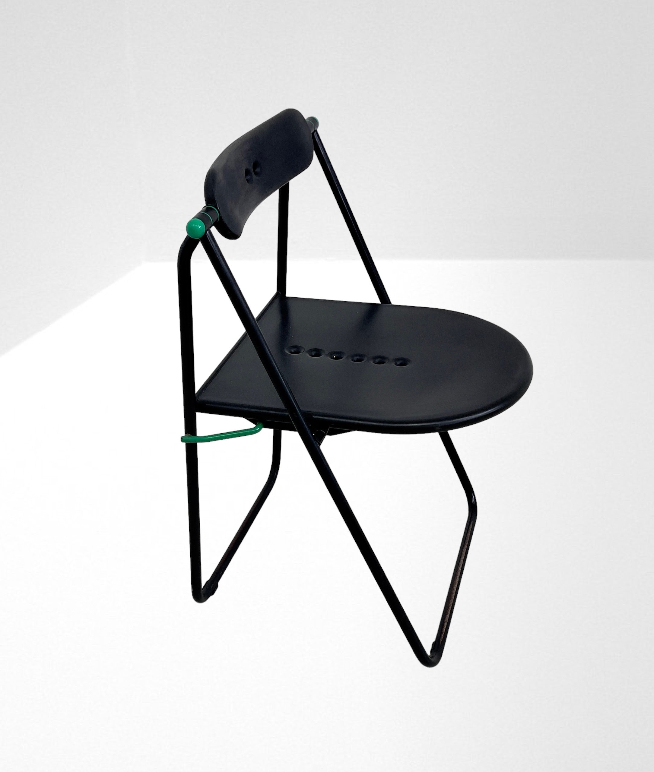 FLAP Chair by Paolo Parigi, 1980s – FormeModerne